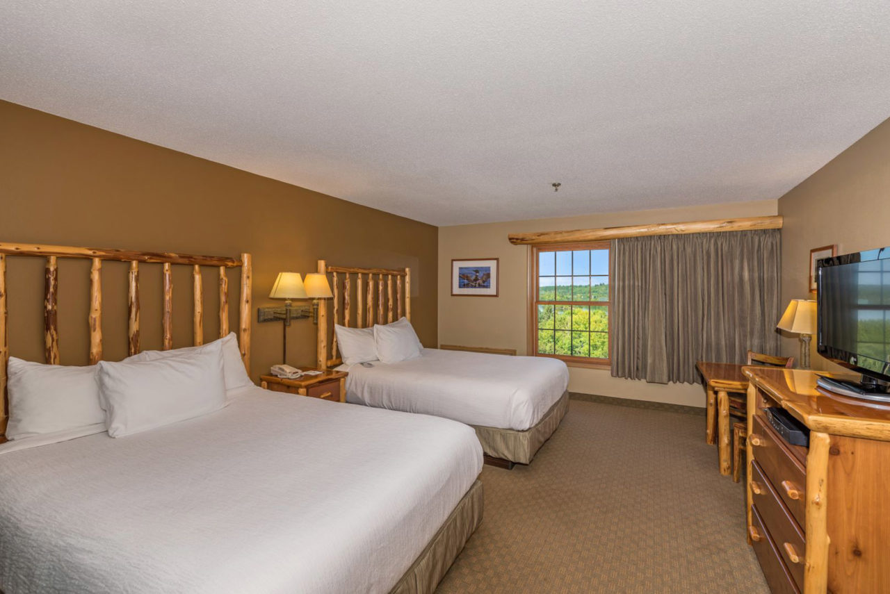 Photo Gallery - Grand Ely Lodge